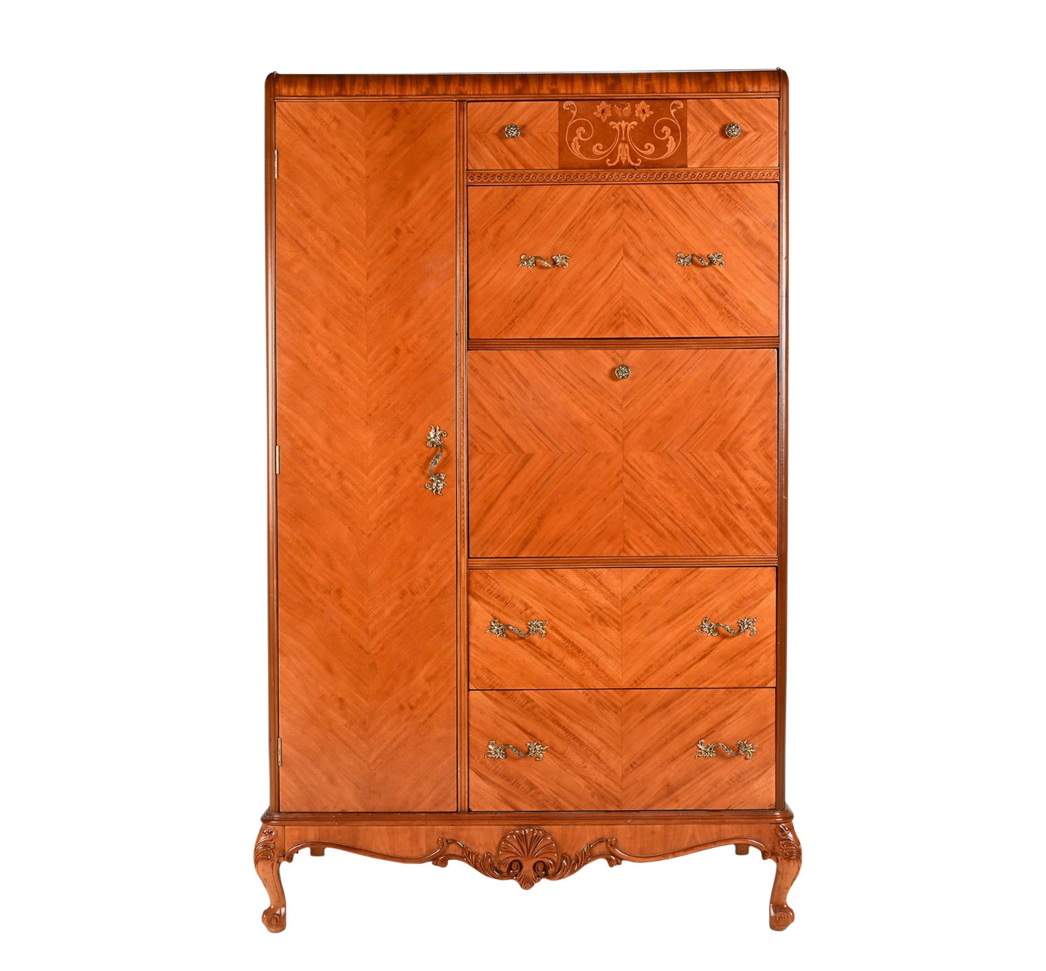 Vintage Waterfall Wardrobe