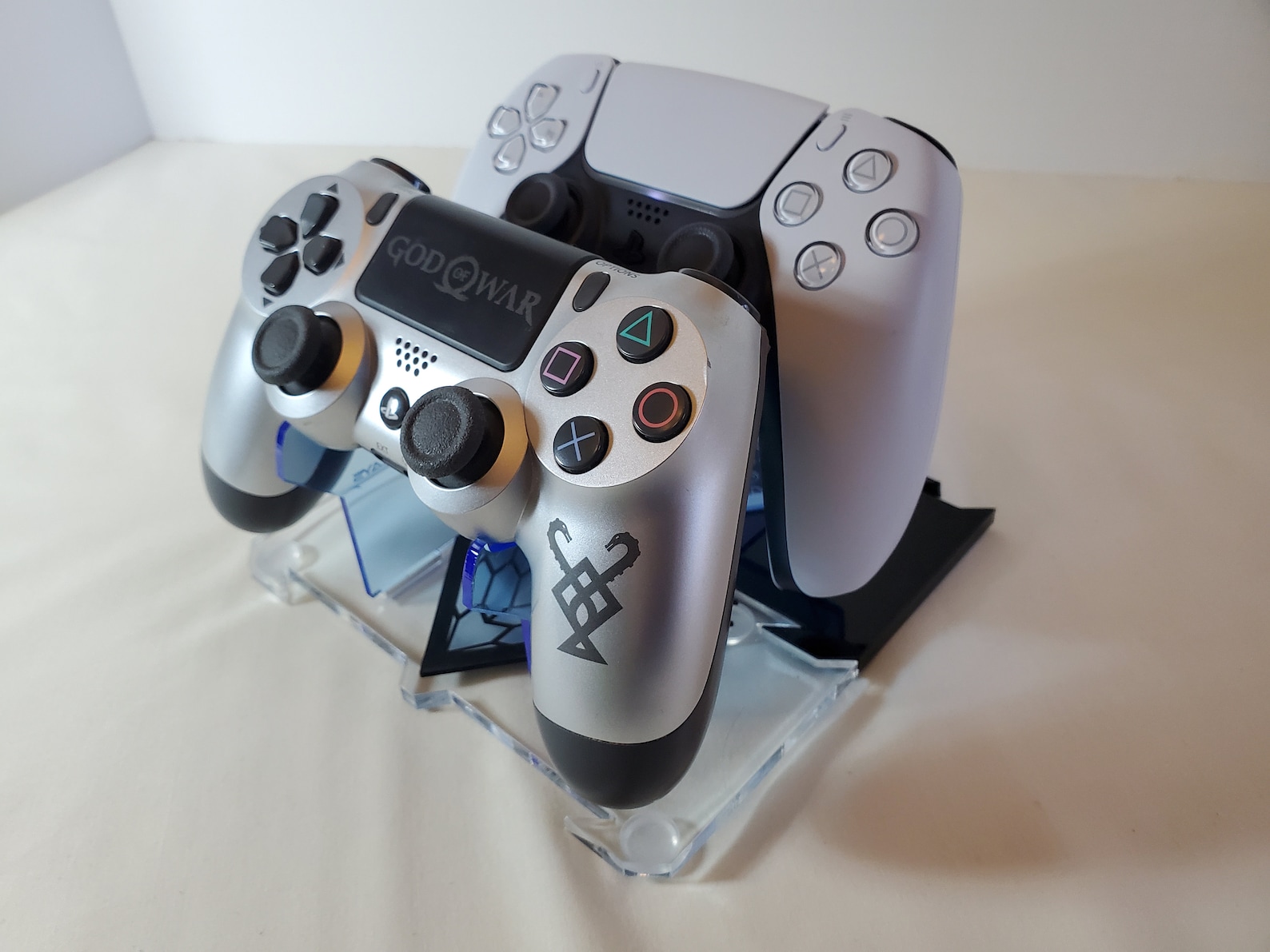 Custom Interlocking Controller Stand for Playstation and Xbox - Etsy