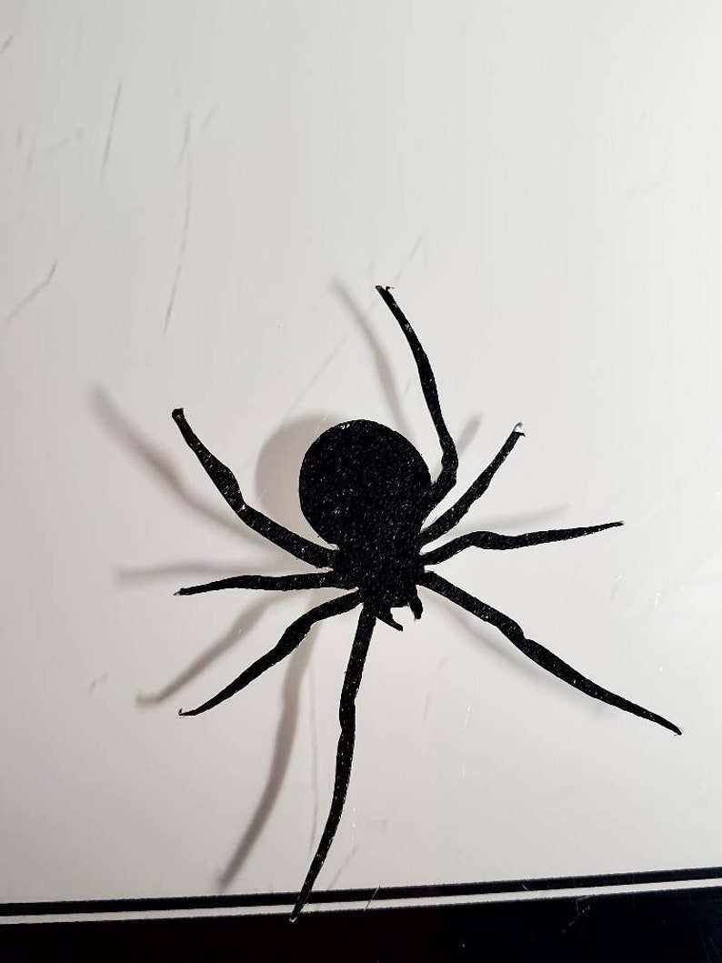 25 Pack of Black Paper Spiders, Cut From 65lb Cardstock, Multiple Sizes ...
