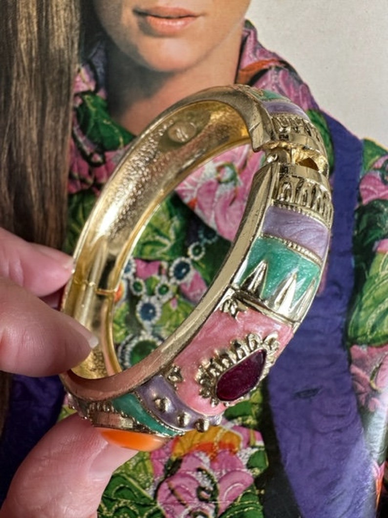 1980s Jiu Long Xing Signed Enamel Clamper Bracelet Vintage Gold Hinged ...