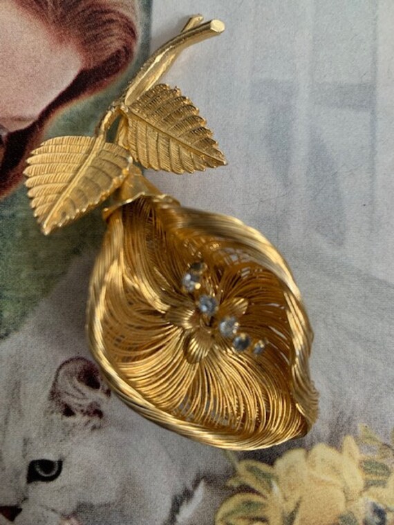 Gold Wire Brooch, Gold Wire Brooch with Rhinestones, … - Gem