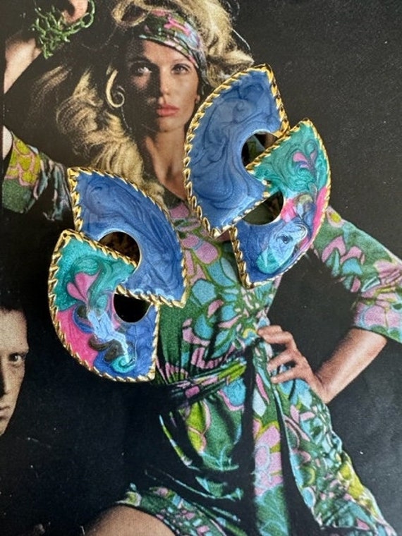 vintage 80s blue shimmering - Gem