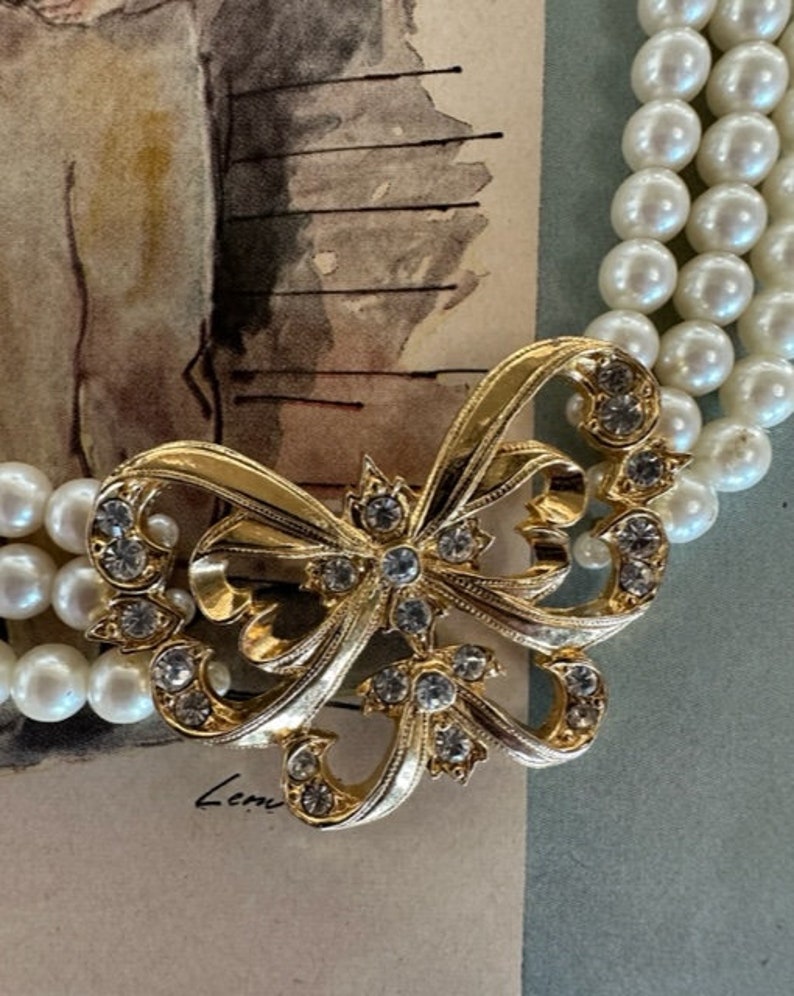 80s Faux 3 Strand Pearls With Gold Rhinestone Butterfly, Faux Pearls ...