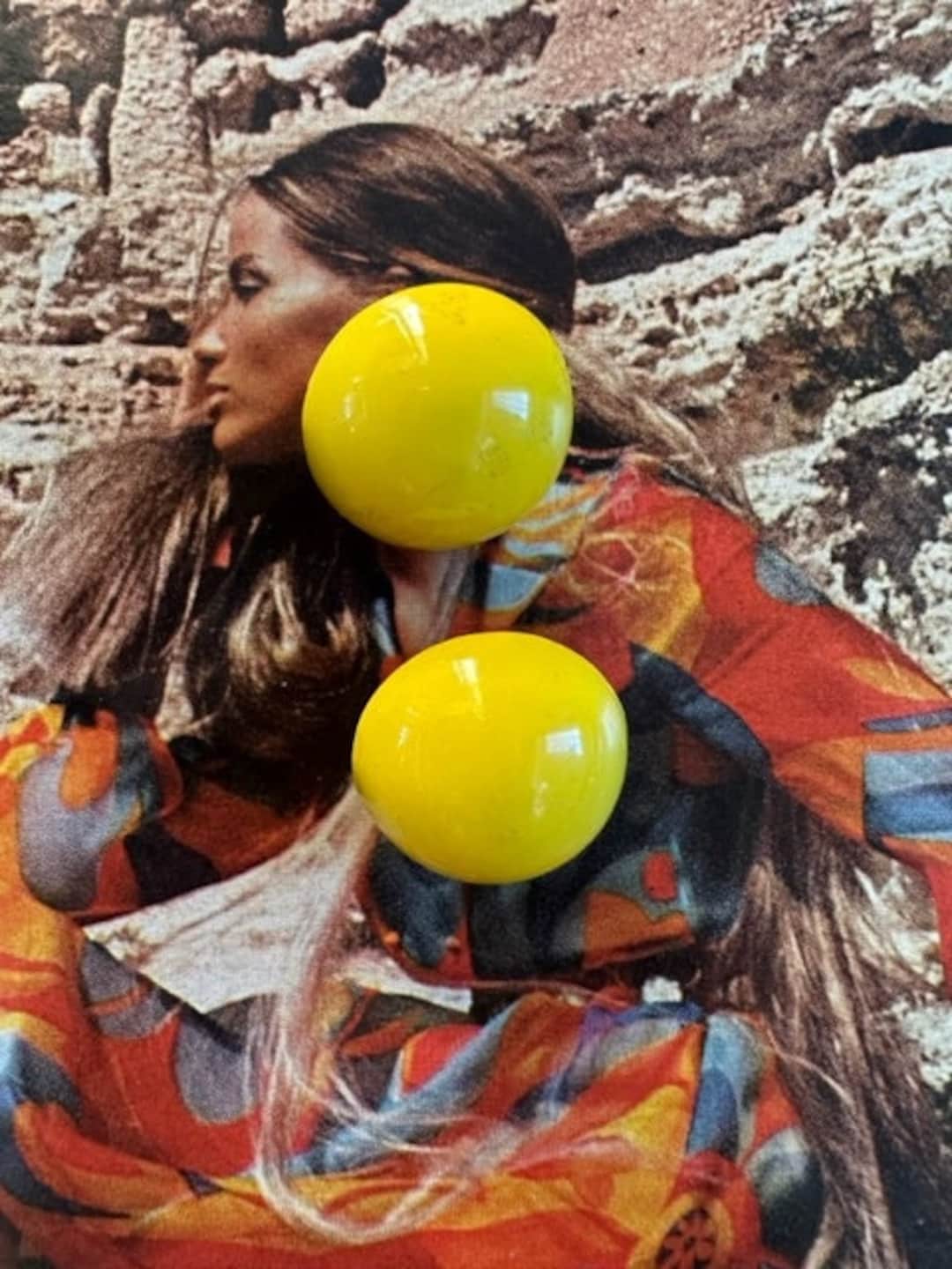 1960s Pop Art Bright Lemon Dome Earrings, 60s Yellow Dome Clip on ...