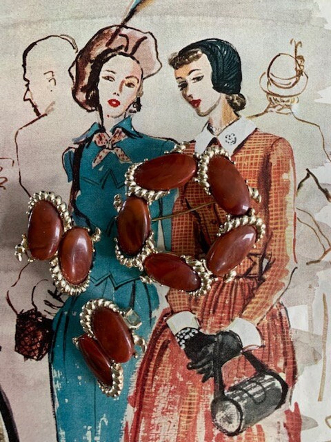 Kramer Circular Brooch & Earrings With Marbled Rust Cabochon in a ...