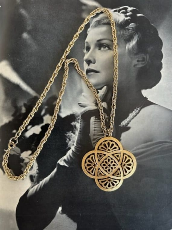 60s Trifari Gold Pendant Necklace, Trifari Signed Lar… - Gem