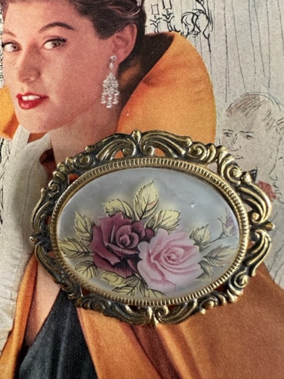 60s Oval Floral Pin, 60s Floral Cameo Pin, 60s Brooch… - Gem