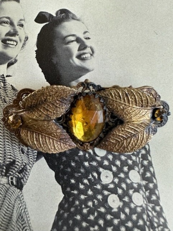 Vintage 1930s pin - Gem