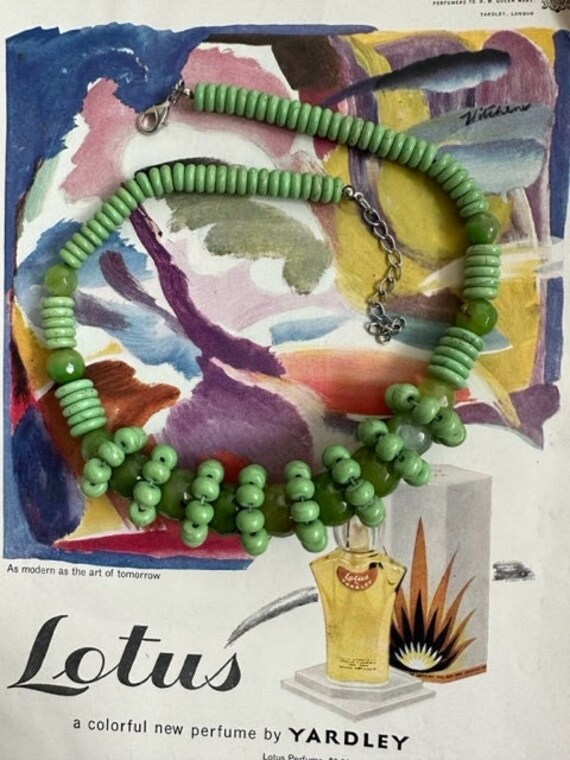 Green Vintage Stone Gem green-vintage-stone-gem