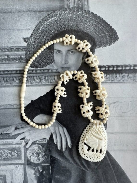 Vintage Carved Bone Necklace, Bone Jewelry, Carved Bo… - Gem