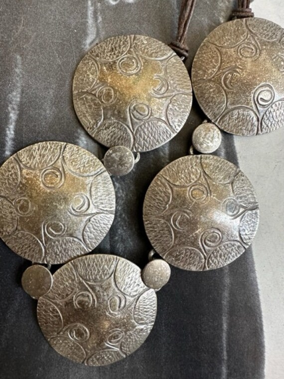 Asian Metal Disk Link Necklace, Vintage Asian Jewelry… - Gem