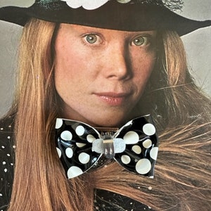 Original 80s Women's Patent Leather Bow, Vintage Patent Leather Bowtie ...