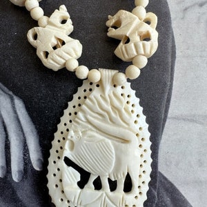 Vintage Carved Bone Necklace, Bone Jewelry, Carved Bone Jewelry, - Etsy