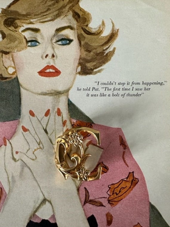 Vintage avon letter initial - Gem