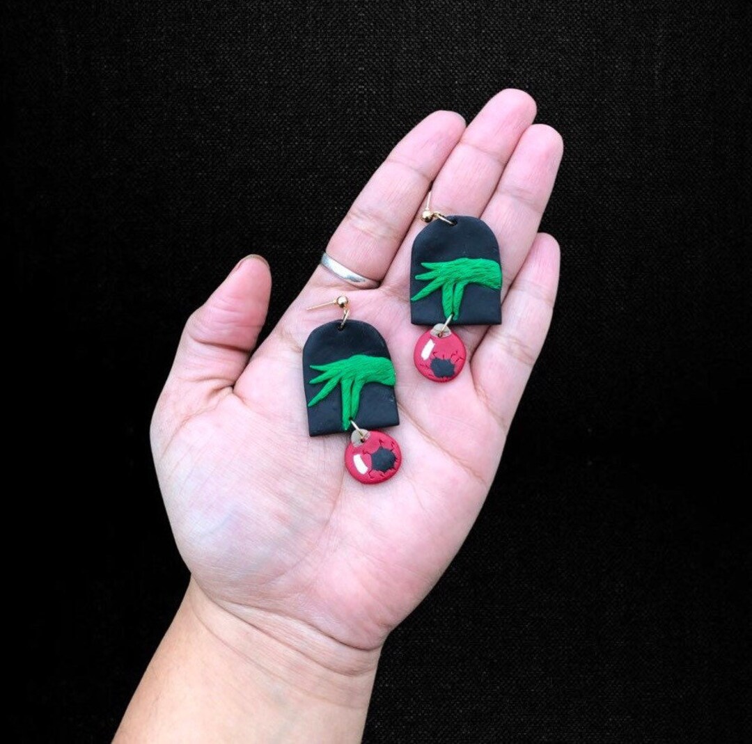 Grinch Polymer Clay Earrings - Etsy