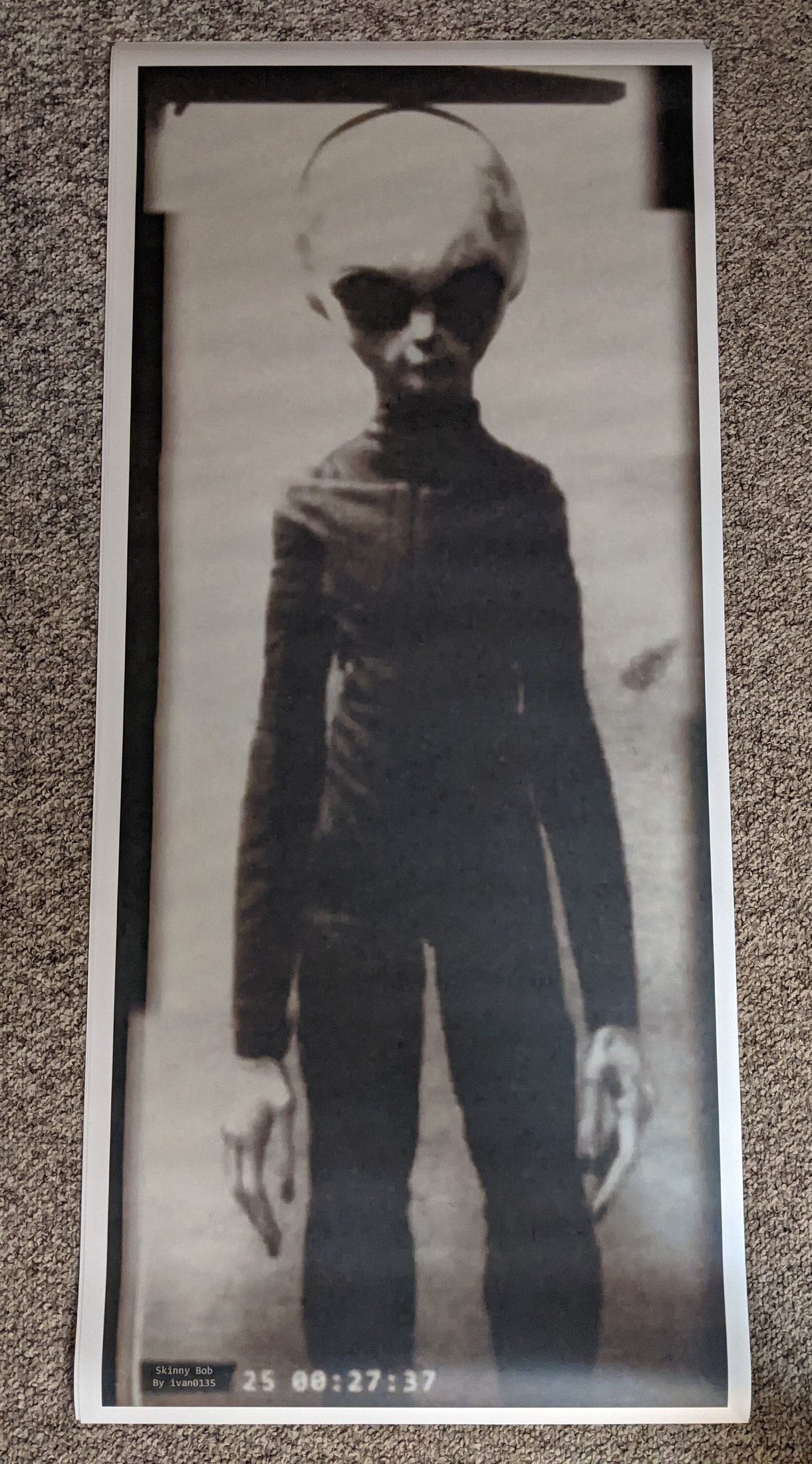 Skinny Bob Alien Poster Print - Etsy