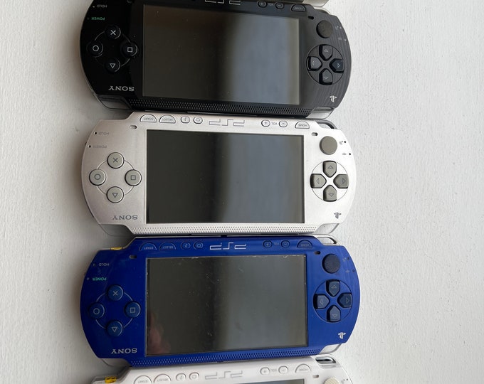 Sony PSP-1000 Console 100% Authentic, Wifi Enabled Good Condition Comes ...