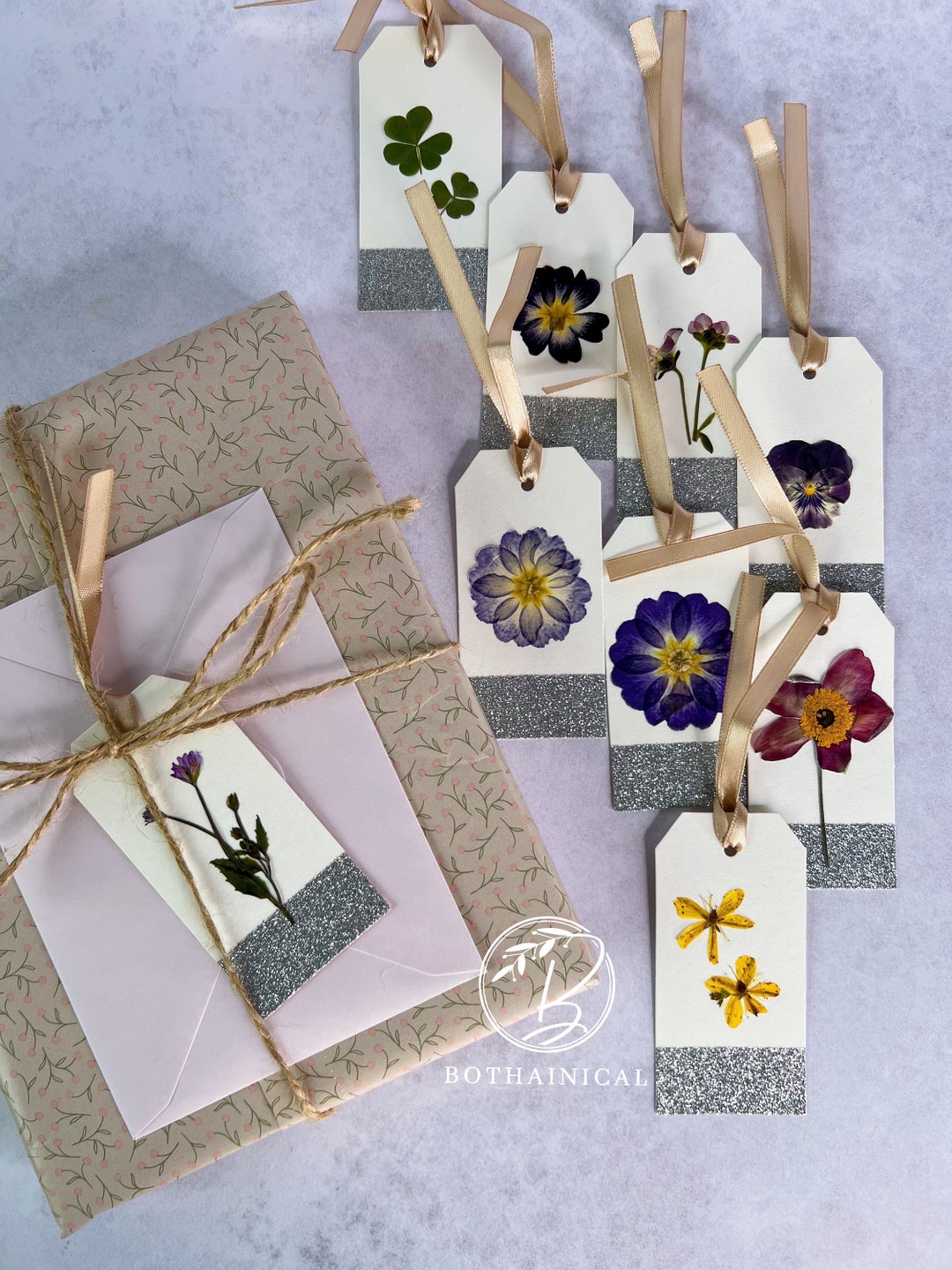 Real Pressed Flowers Gift Tag Gift Wrapping, Label, Paper Tags, Labels ...