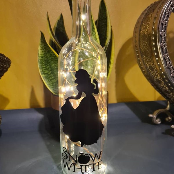 Snow White Lamp - Etsy