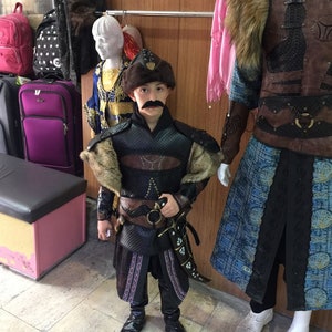 Child Osman Ghazi Wear for Fight , Savci Bay Son of Artugrul , Orhan ...