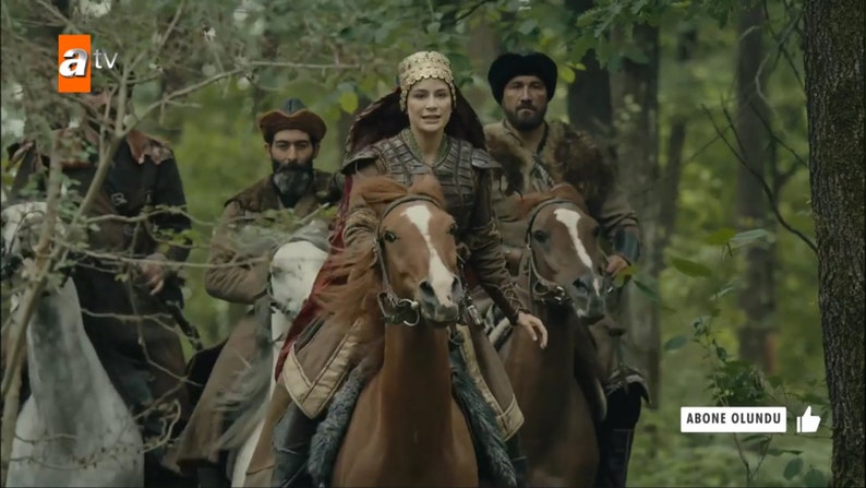 Kurulus Ottoman Osman Film Episode Costums Dress , Artugrul Bay , Alp ...