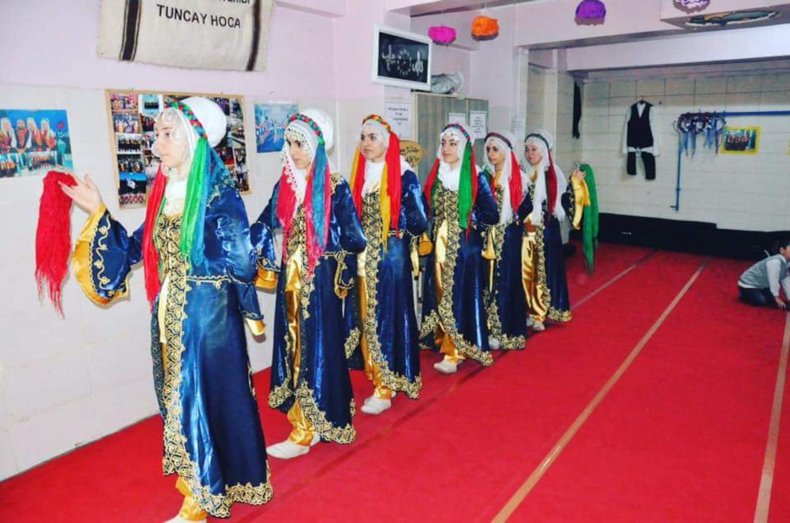 Harem Sultan Wear Caftan , Woman Ottoman Party Dress Hürrem Sultan ...