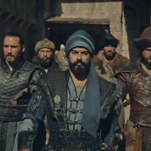 Kurulus Ottoman Osman Film Episode Costums Dress , Artugrul Bay , Alp ...
