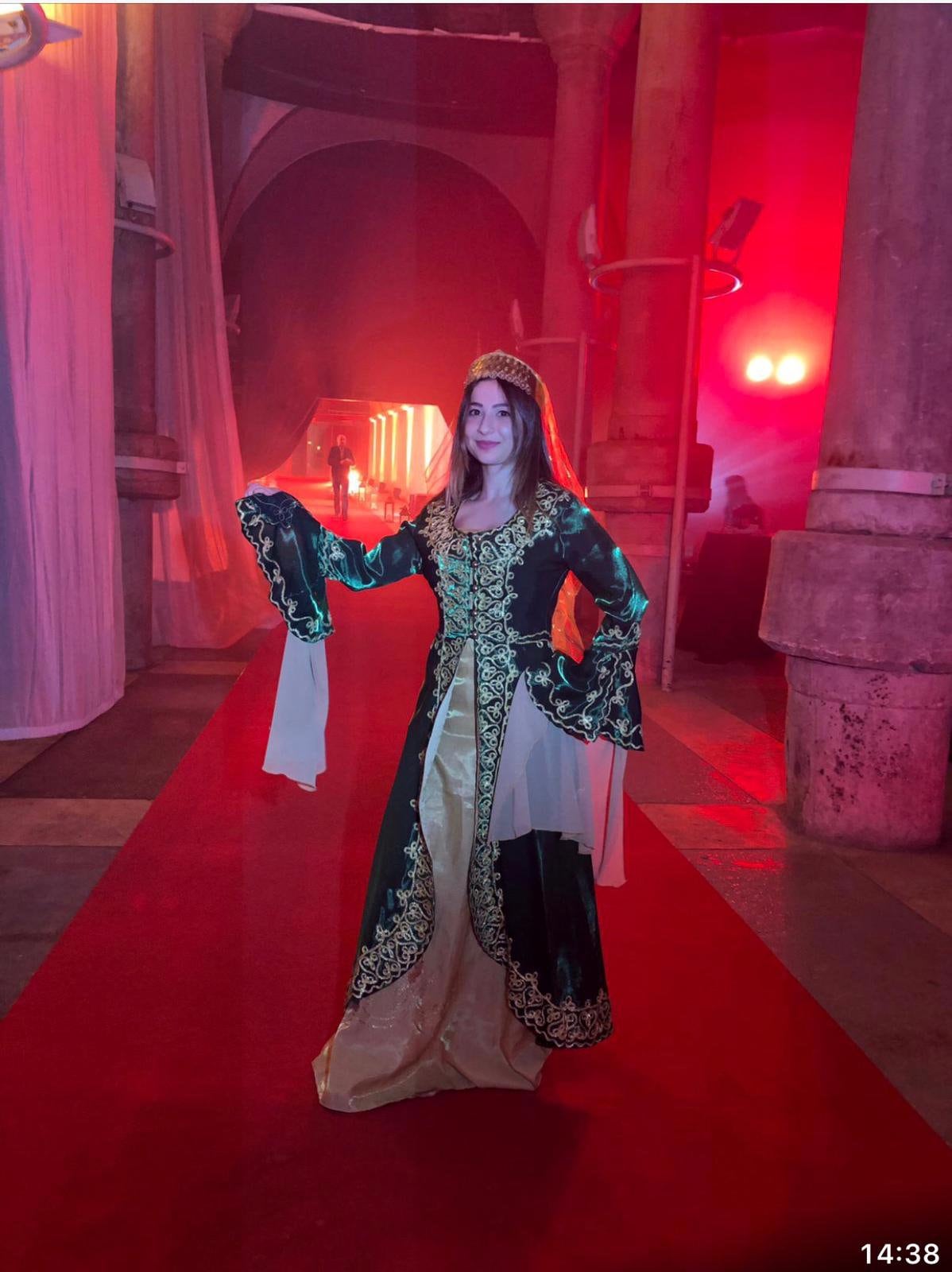 Harem Sultan Wear Caftan , Woman Ottoman Party Dress Hürrem Sultan ...