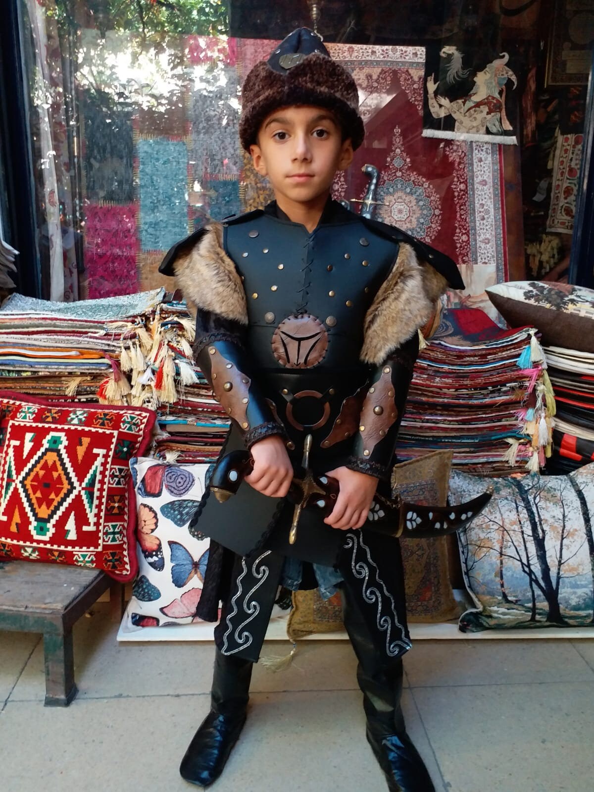 Child Osman Ghazi Wear for Fight , Savci Bay Son of Artugrul , Orhan ...