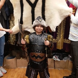 Child Osman Ghazi Wear for Fight , Savci Bay Son of Artugrul , Orhan ...