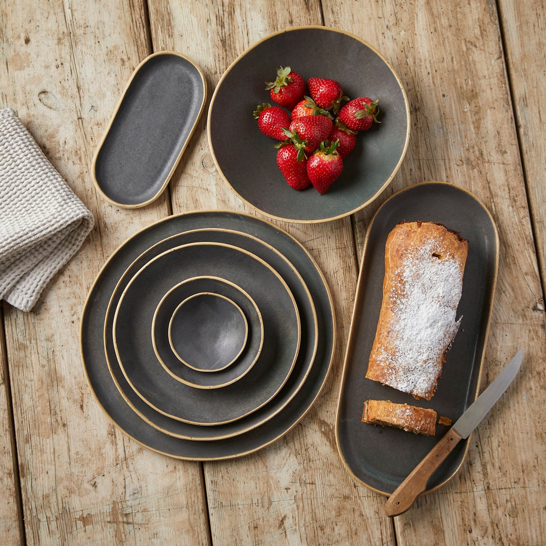 MADE TO ORDER Dinnerware Sets for 6 Persons With 1 Oval Platter - Etsy
