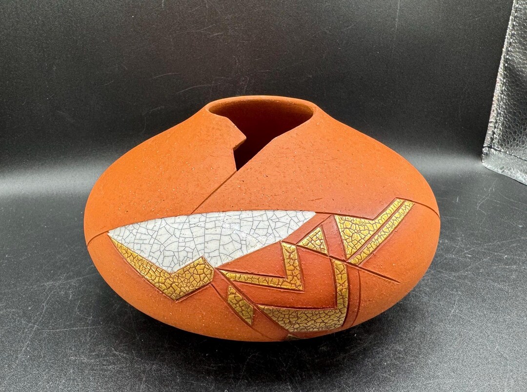TERRY HABEGER Art Pottery Metallic Gold Crackle White Crackle Ceramic ...