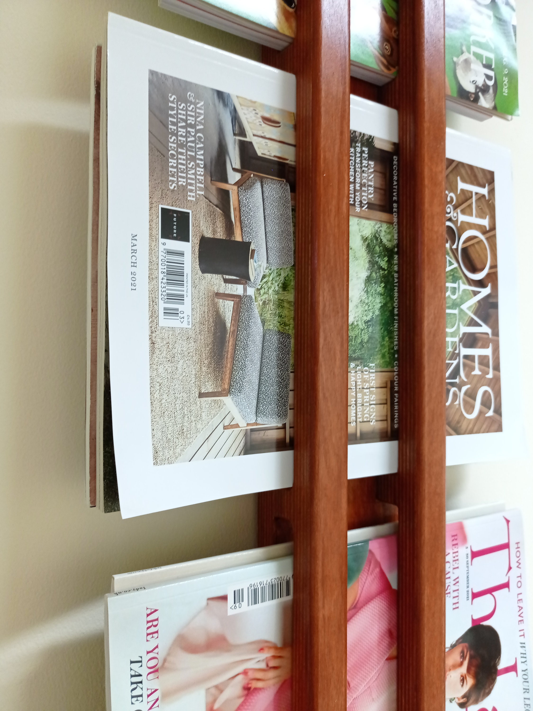 Wooden Wall Mounted Magazine Rack - Wall Magazine Display - Magazine ...