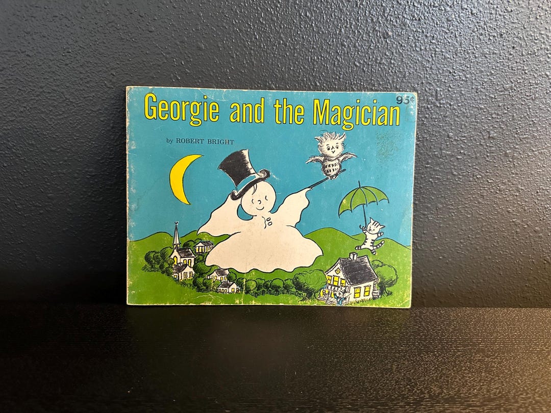Vintage Halloween Children's Book - Georgie and the Magician - Robert ...