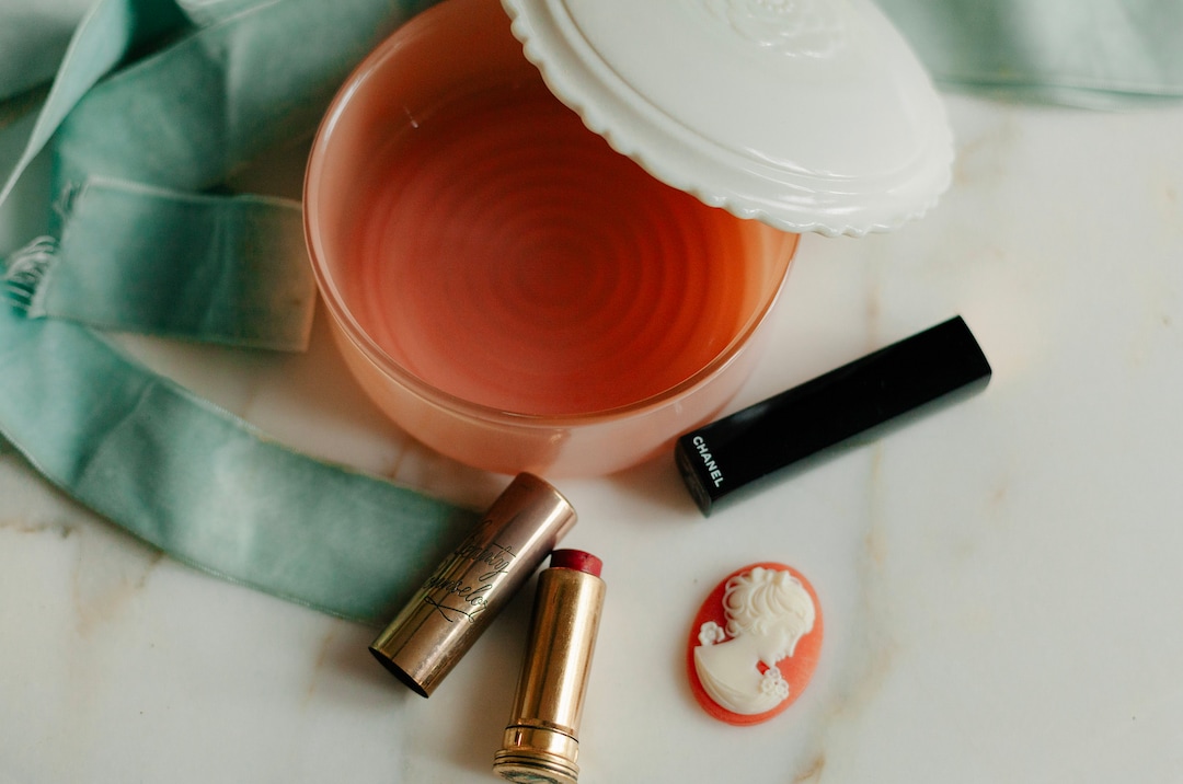 1950's Camellia Flower Vanity Powder Jar - Etsy