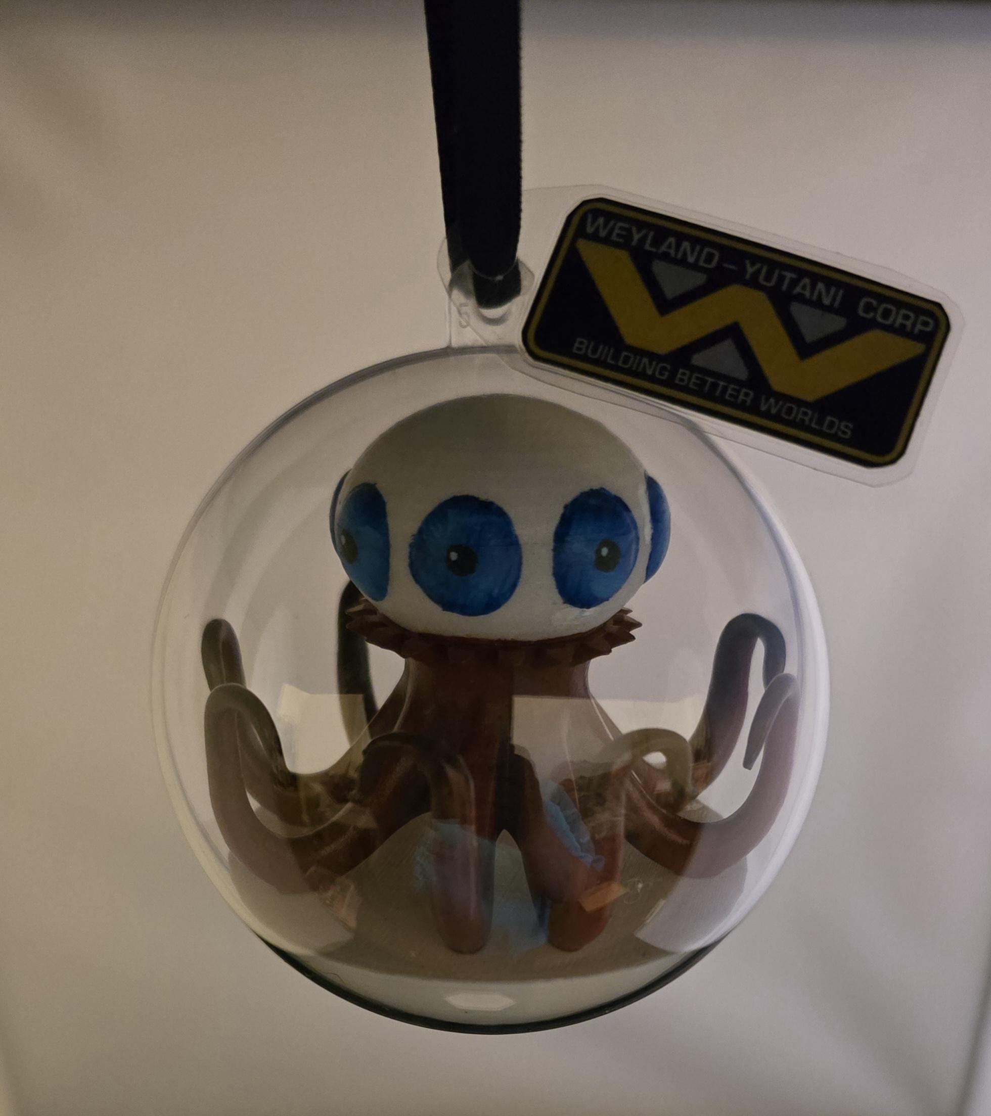 Alien Earth T Ocellus Christmas Bauble With Display Base - Etsy