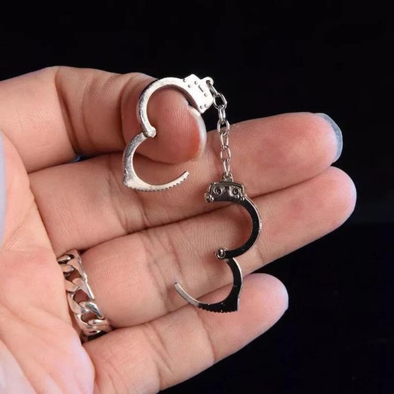 1:6 Doll Miniatures Metal Silver Handcuff for Barbie Ken - Etsy