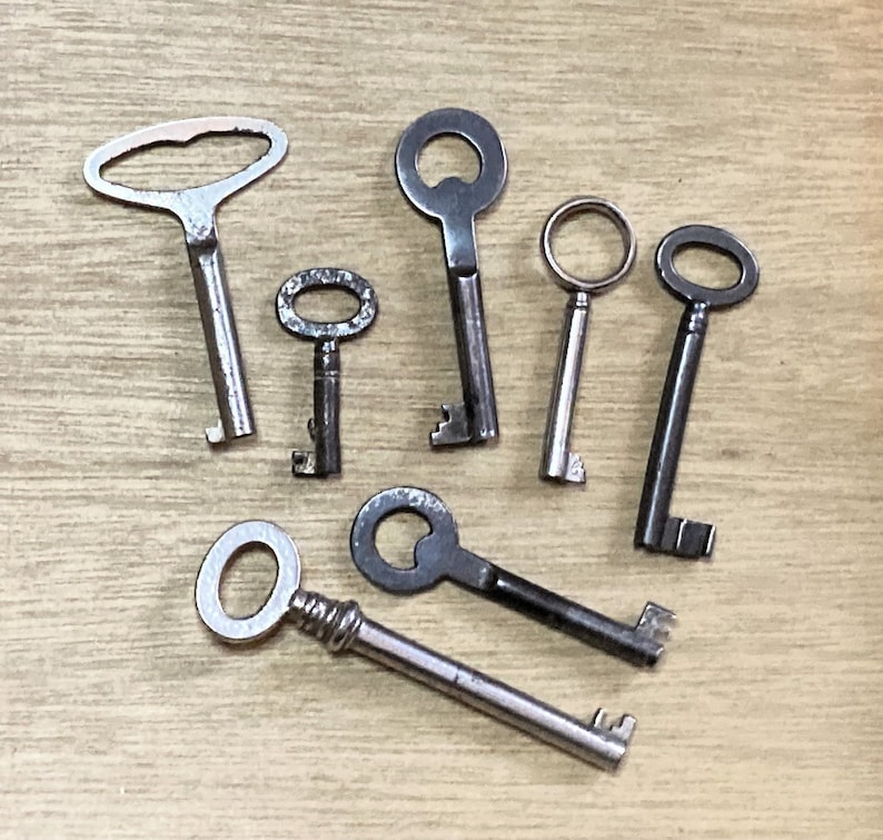 Authentic Vintage Skeleton Key Ring Set (#7 TOTAL) - Etsy