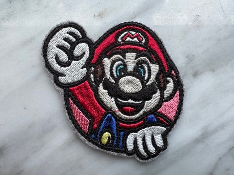 Super Mario Bros. Mario Iron-on/sew-on Patch Super Mario Adventure ...