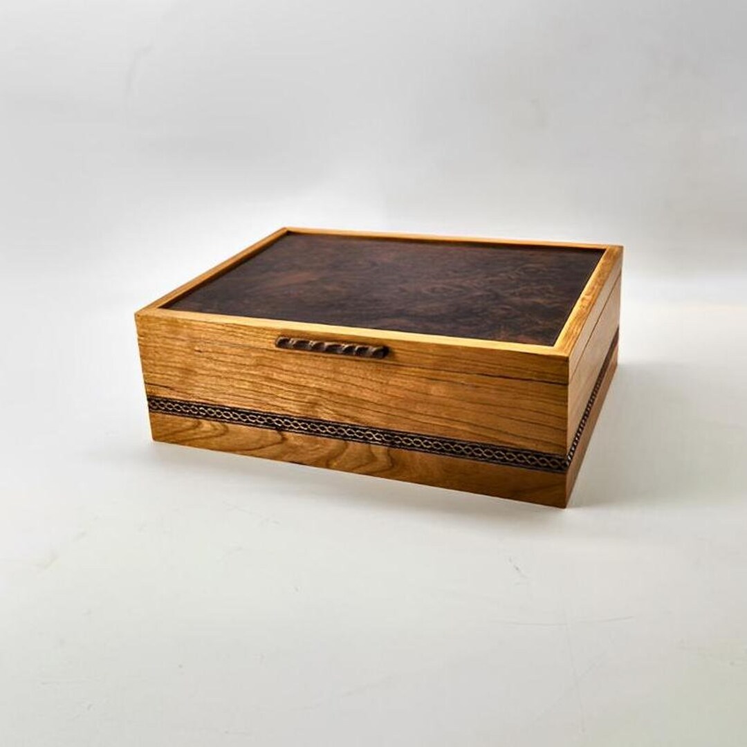Cherry and Walnut Burl Keepsake Box With an Engraved Celtic Knot ...