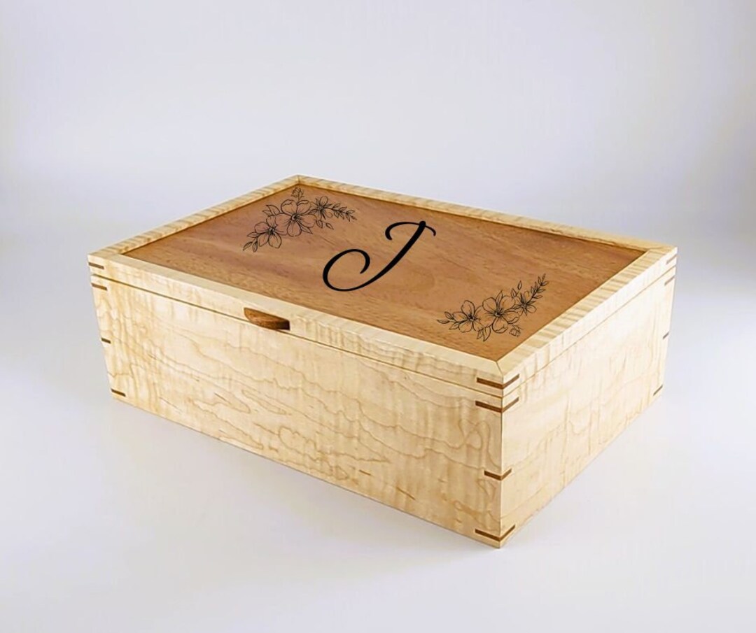 Personalized Curly Maple Memory Gift Box 9x7x3.5, Engraved Graduation ...