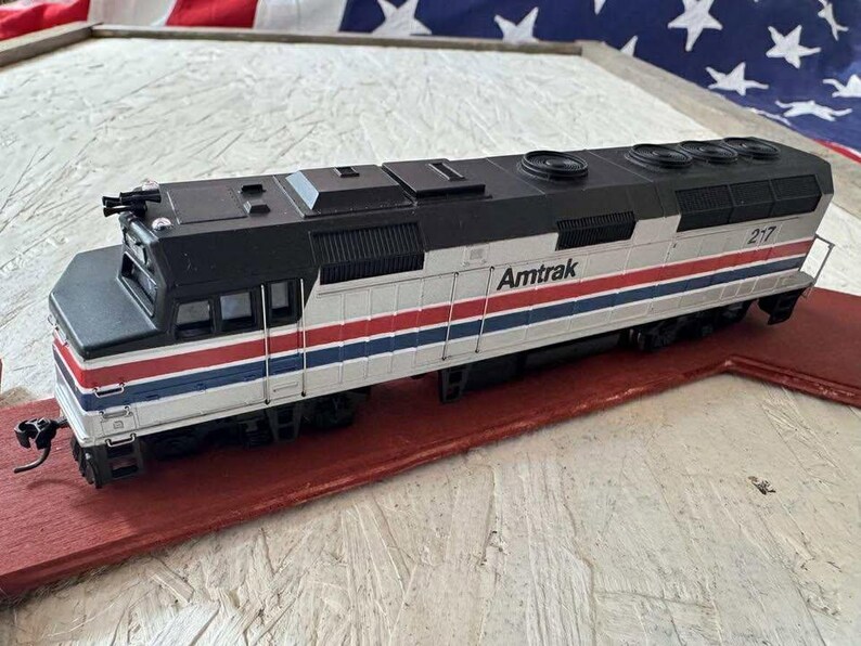 Ho Bachmann F40ph Diesel Locomotive Amtrak Phase II #217 - Etsy