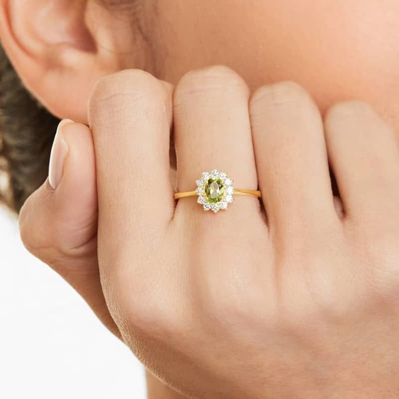 Oval Peridot Ring - Etsy