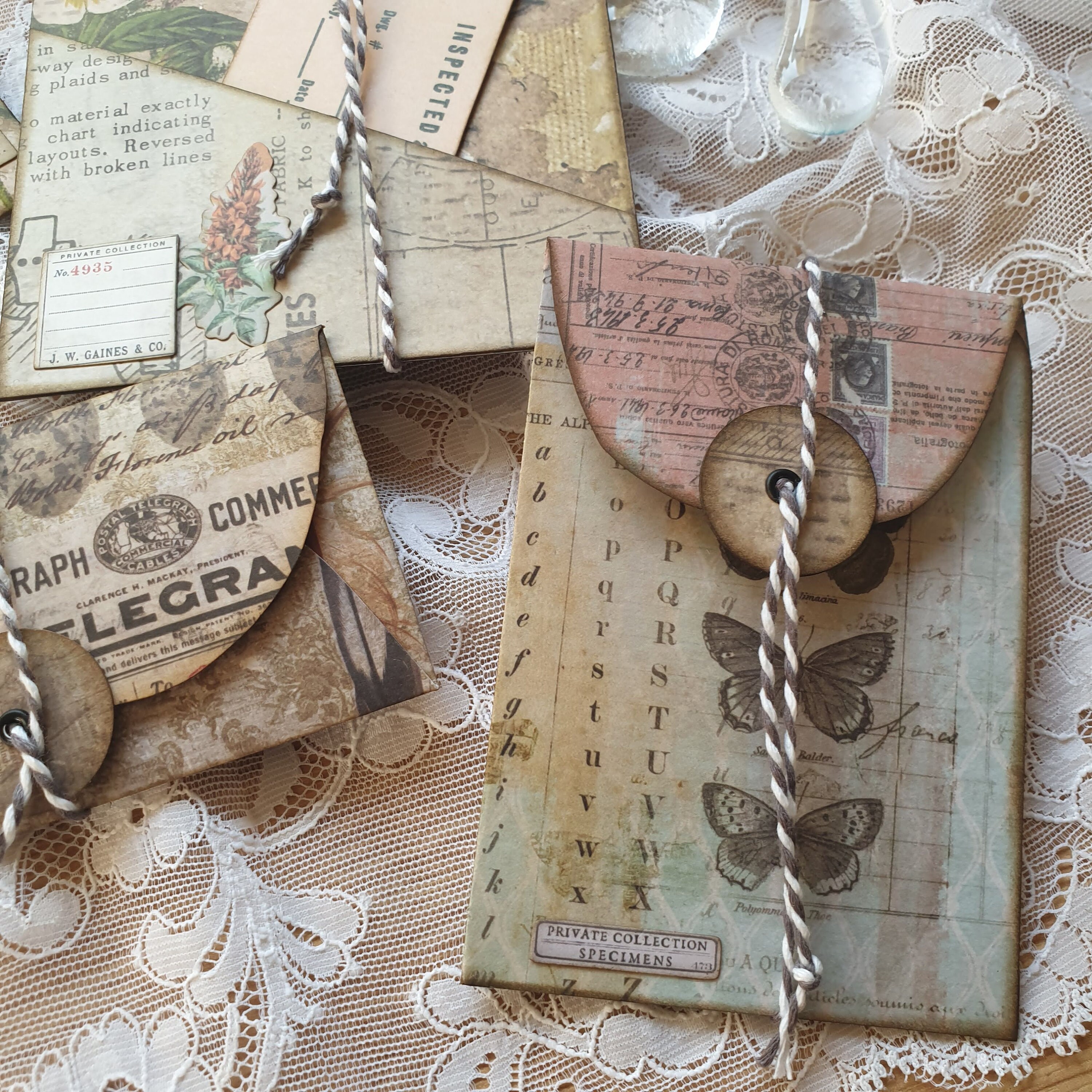 Set of 5 Envelopes With Tag and Closure / Decorative Envelopes - Etsy