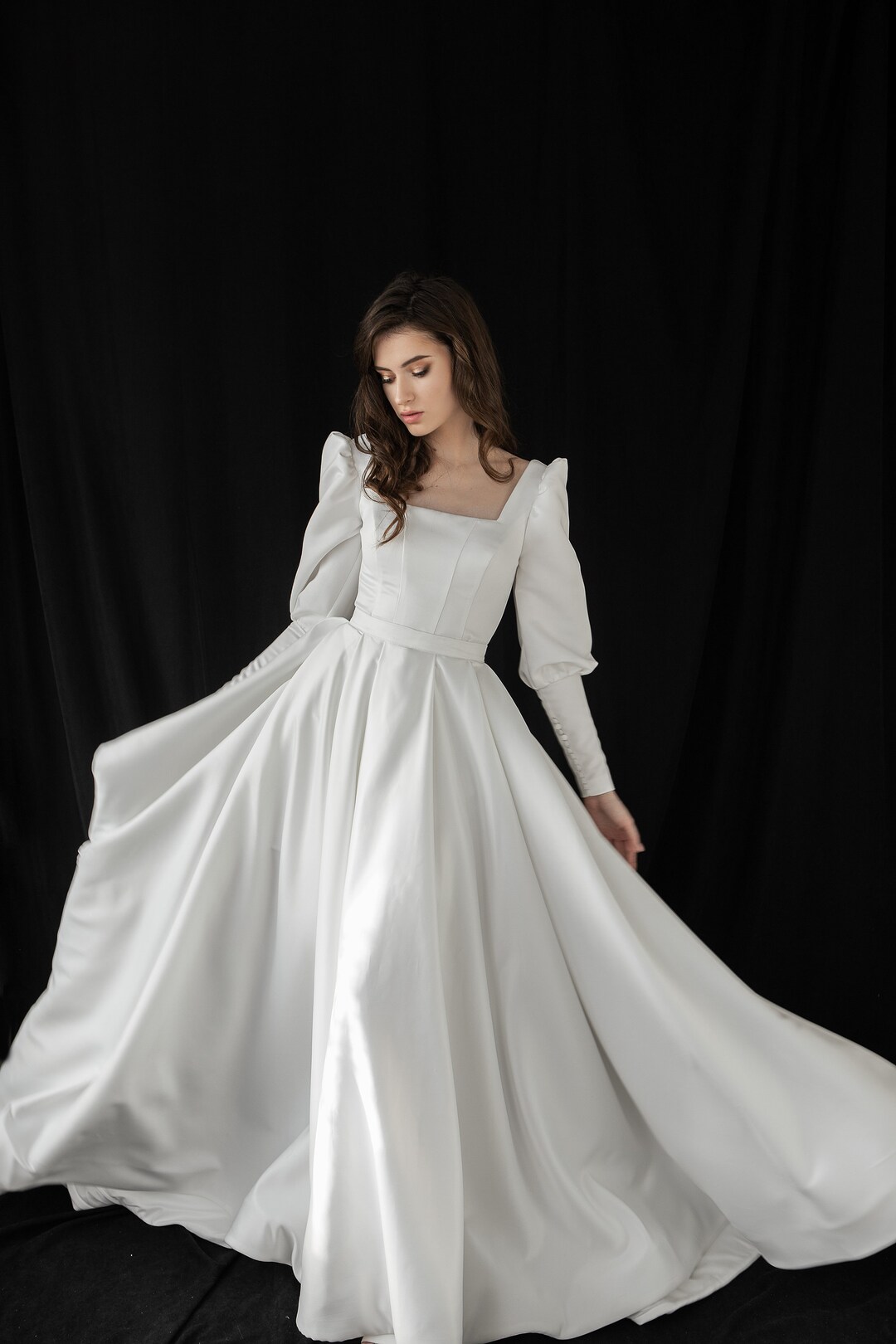 Wedding Dress With Long Sleeve. Wedding Dress. Eva Style. - Etsy