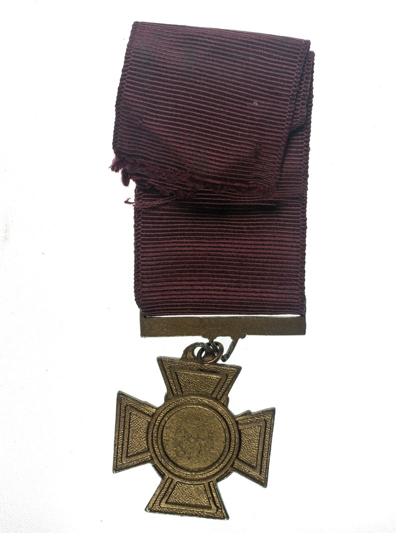 Replica British Medal: the Victoria Cross - Etsy