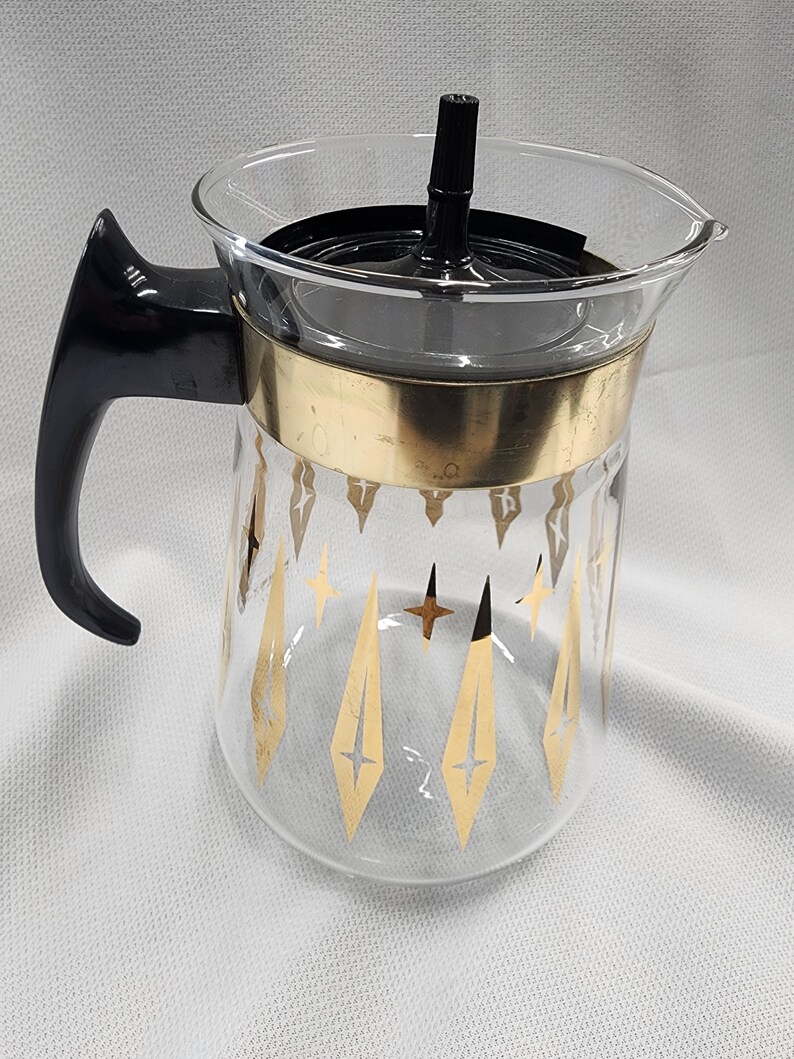 Vintage MCM Pyrex Carafe - Etsy