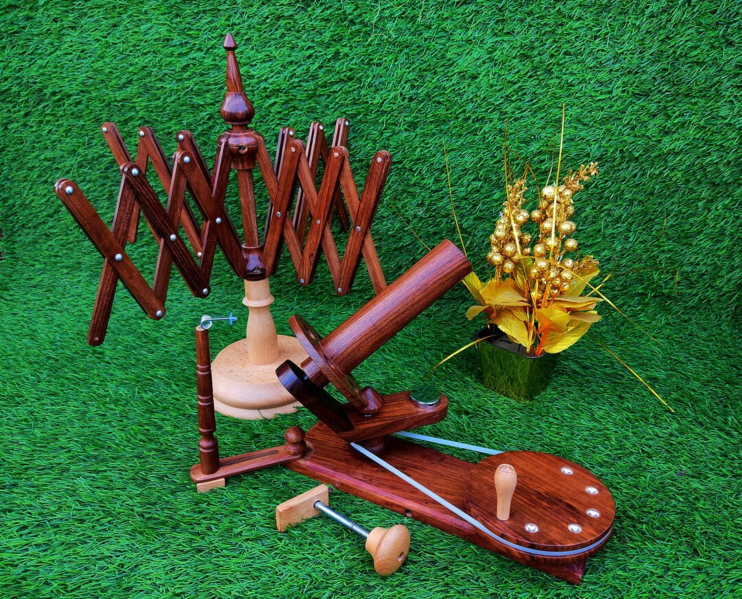 Christmas Gift Yarn Ball Winder Women & Girl Accessories Gift Yarn ...