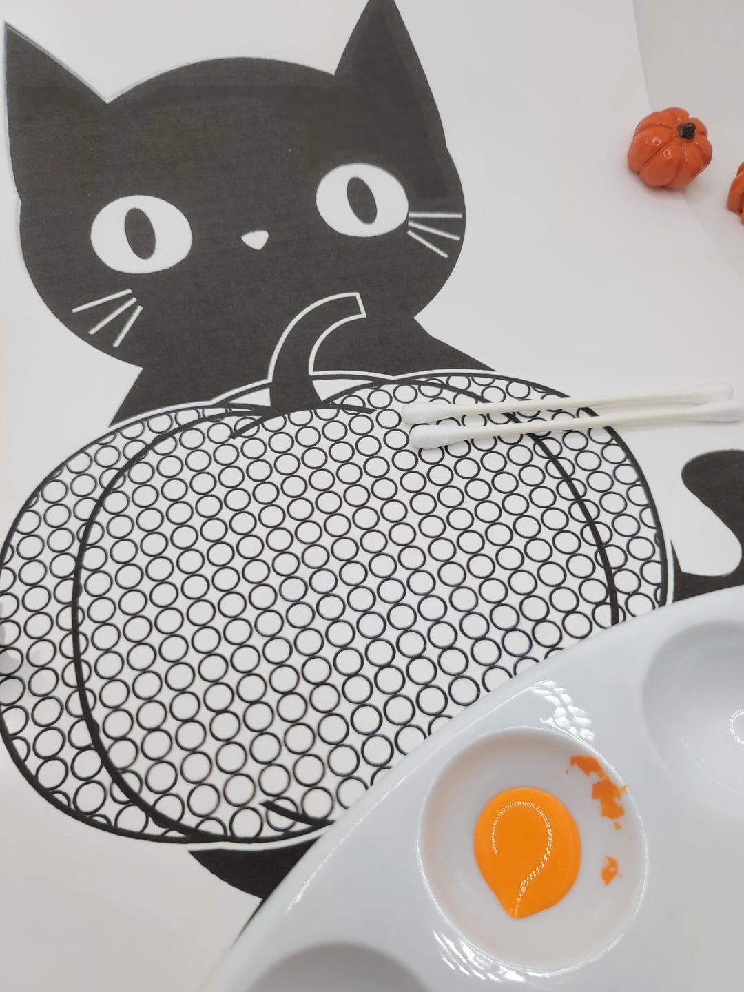 Halloween Q-tip Painting Printable: Dot Art Activity Pages (PDF ...
