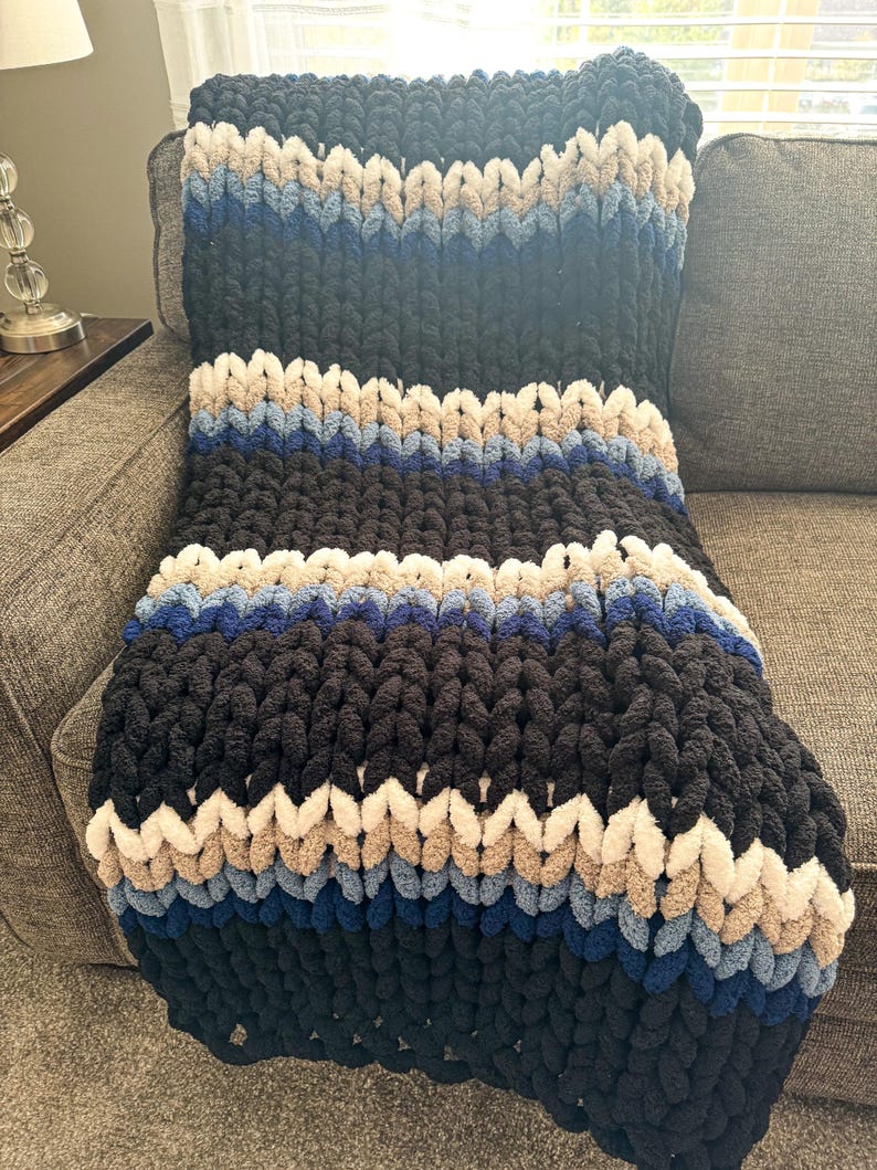 Hand Crochet Chunky Blanket - Etsy